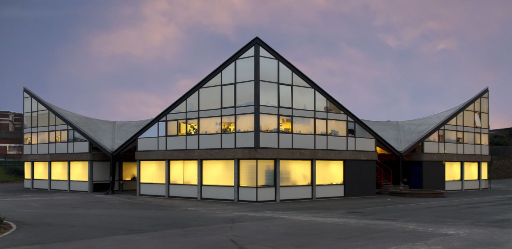 History of The Ark Globe Academy - Schools Plus at Globe Academy